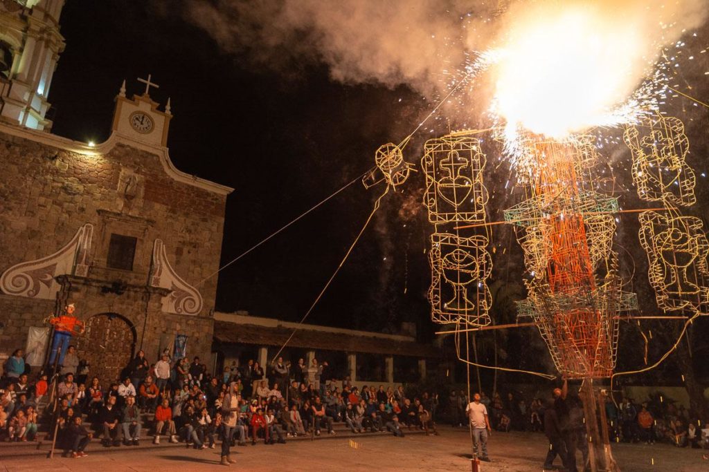 Mexican Fireworks Castles ⋆ Photos of Mexico by Dane Strom
