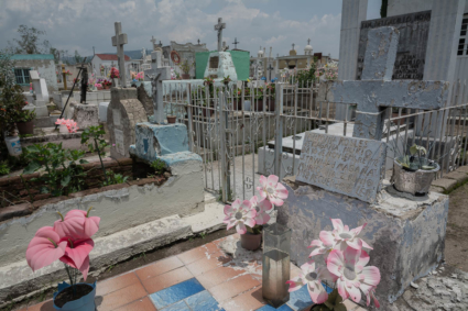 Photos of 22 Mexican Cemeteries ⋆ Photos of Mexico by Dane Strom